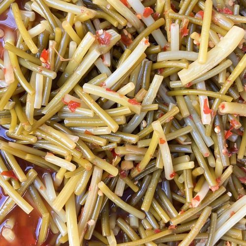 蒜苔怎么腌制又脆又入味_蒜苔腌制方法大全-第1张图片-山城妙识