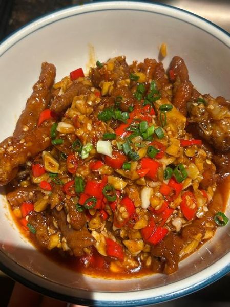 湖南菜有哪些特色菜_湖南菜最辣的是哪一道-第2张图片-山城妙识