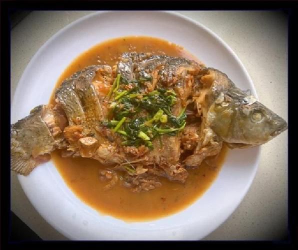 红烧鲤鱼怎么做好吃_家常红烧鲤鱼做法步骤-第2张图片-山城妙识