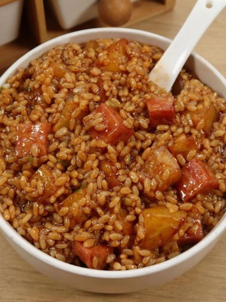 土豆米饭怎么做_土豆米饭的家常做法-第1张图片-山城妙识 土豆米饭怎么做_土豆米饭的家常做法-第1张图片-山城妙识