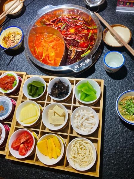 重庆火锅必点什么菜_重庆火锅必点菜品有哪些-第1张图片-山城妙识