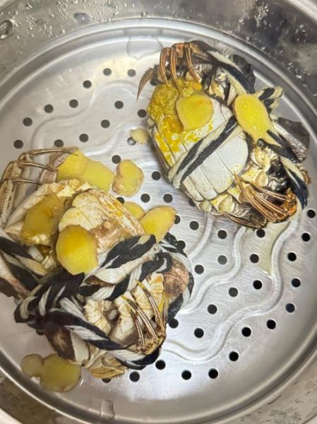 大闸蟹蒸多久最佳时间_冷水下锅可以吗-第3张图片-山城妙识