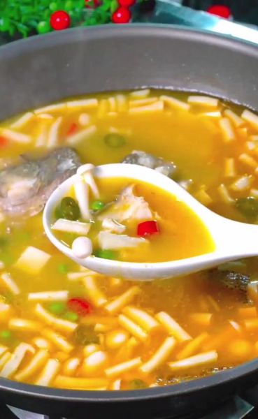 海鲈鱼汤怎么做_海鲈鱼汤去腥技巧-第3张图片-山城妙识