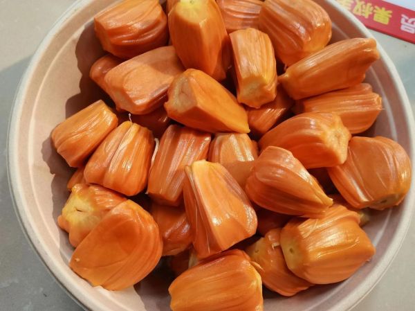 红肉菠萝蜜怎么挑选_红肉菠萝蜜和榴莲的区别-第3张图片-山城妙识