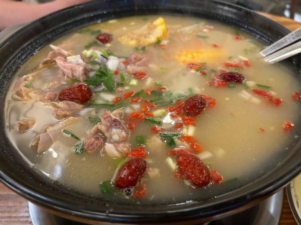 炖汤用什么锅最好_炖汤需要多久-第2张图片-山城妙识 炖汤用什么锅最好_炖汤需要多久-第2张图片-山城妙识