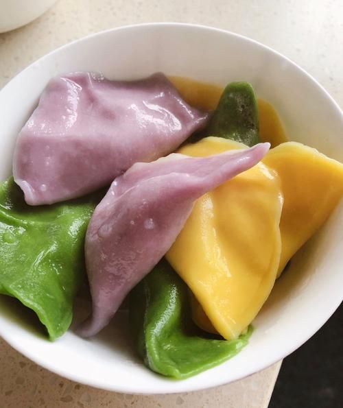 彩色水饺怎么做_彩色水饺用什么蔬菜调色-第2张图片-山城妙识