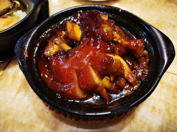 家炖肘子怎么做_肘子炖多久才软烂-第1张图片-山城妙识 家炖肘子怎么做_肘子炖多久才软烂-第1张图片-山城妙识