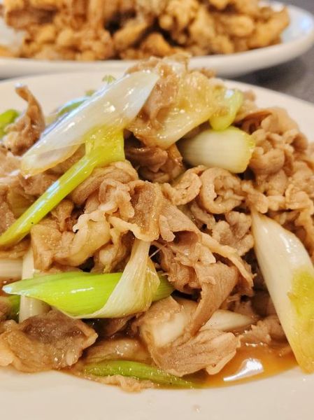 洋葱爆羊肉怎么做才嫩_洋葱爆羊肉用哪个部位最好-第2张图片-山城妙识