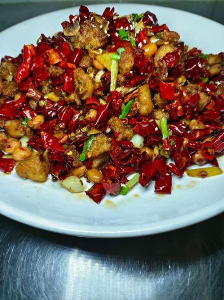 正宗炒辣子鸡块怎么做_辣子鸡块先焯水还是先腌制-第3张图片-山城妙识