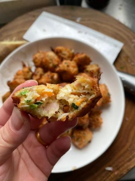 炸胡萝卜素丸子怎么做_炸胡萝卜素丸子热量高吗-第3张图片-山城妙识 炸胡萝卜素丸子怎么做_炸胡萝卜素丸子热量高吗-第3张图片-山城妙识