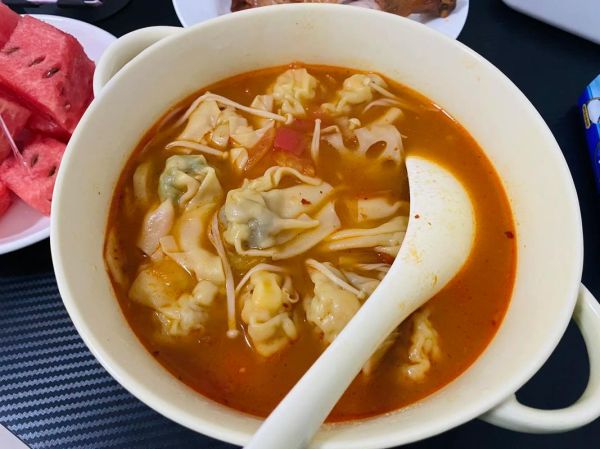 广式云吞汤底怎么做_正宗广式云吞汤底配方-第3张图片-山城妙识