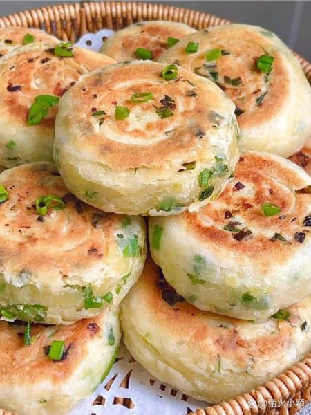 油酥饼怎么做才酥_油酥饼家常做法视频教程-第3张图片-山城妙识