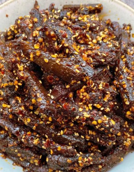 麻辣牛肉干热量高吗_减肥能吃吗-第1张图片-山城妙识