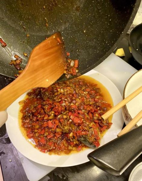 家常鲫鱼怎么做_川味鲫鱼做法步骤-第3张图片-山城妙识 家常鲫鱼怎么做_川味鲫鱼做法步骤-第3张图片-山城妙识