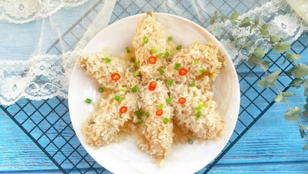 糯米鸡翅怎么做_糯米鸡翅蒸多久才熟-第1张图片-山城妙识 糯米鸡翅怎么做_糯米鸡翅蒸多久才熟-第1张图片-山城妙识