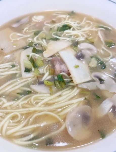 杭州片儿川的做法_片儿川汤头怎么熬-第1张图片-山城妙识 杭州片儿川的做法_片儿川汤头怎么熬-第1张图片-山城妙识