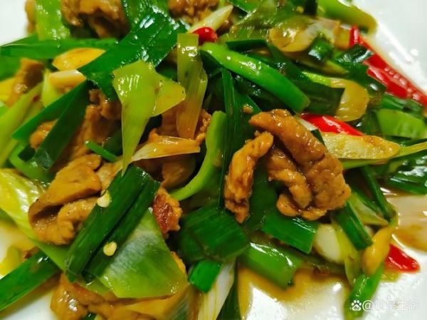 蒜苗炒肉丝怎么炒才嫩_蒜苗炒肉丝用什么肉最好-第3张图片-山城妙识