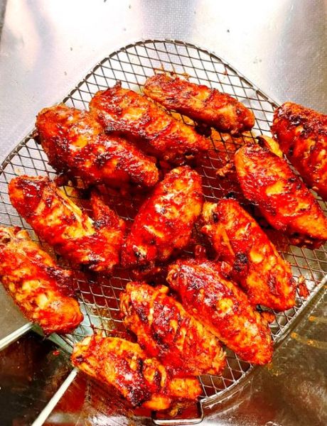 烤箱烤鸡翅鸡翅需要焯水吗_焯水后口感会变差吗-第2张图片-山城妙识