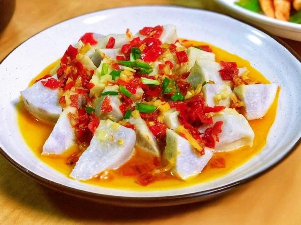 剁椒芋头仔的做法_剁椒芋头仔怎么做好吃-第3张图片-山城妙识