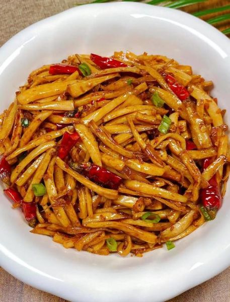 干煸杏鲍菇怎么炒最好吃_干煸杏鲍菇要不要焯水-第1张图片-山城妙识 干煸杏鲍菇怎么炒最好吃_干煸杏鲍菇要不要焯水-第1张图片-山城妙识