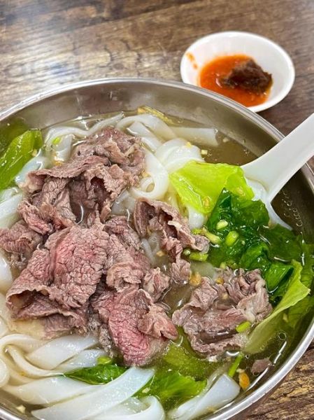 牛肉汤怎么炖好喝又嫩_牛肉汤的简单做法视频-第2张图片-山城妙识