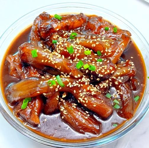 牛蹄筋怎么做好吃_牛蹄筋最简单的做法-第1张图片-山城妙识