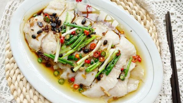 龙利鱼清蒸多久才熟_龙利鱼清蒸做法大全家常-第3张图片-山城妙识