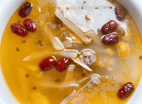 酸萝卜老鸭汤火锅怎么做_酸萝卜老鸭汤火锅好吃吗-第3张图片-山城妙识 酸萝卜老鸭汤火锅怎么做_酸萝卜老鸭汤火锅好吃吗-第3张图片-山城妙识