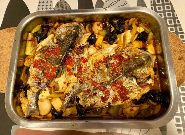 烤平鱼的做法_烤箱温度时间怎么设置-第2张图片-山城妙识 烤平鱼的做法_烤箱温度时间怎么设置-第2张图片-山城妙识