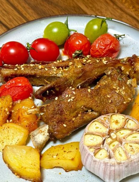 家用烤箱烤羊排的做法窍门_羊排怎么烤才外焦里嫩-第1张图片-山城妙识