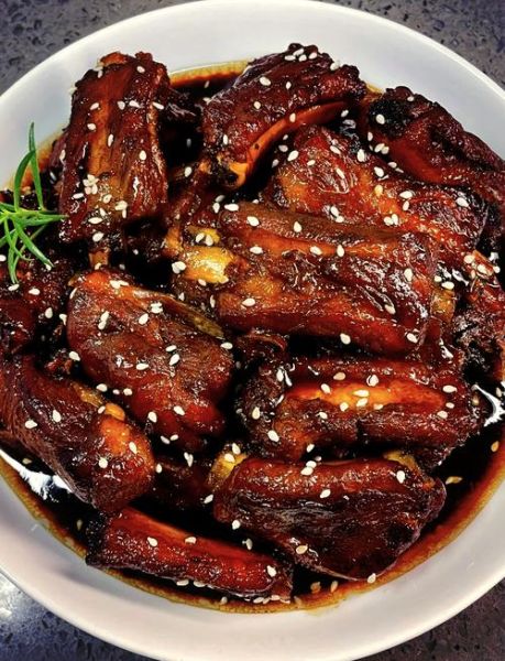 可乐烧排骨怎么做_可乐烧排骨用什么可乐-第1张图片-山城妙识 可乐烧排骨怎么做_可乐烧排骨用什么可乐-第1张图片-山城妙识