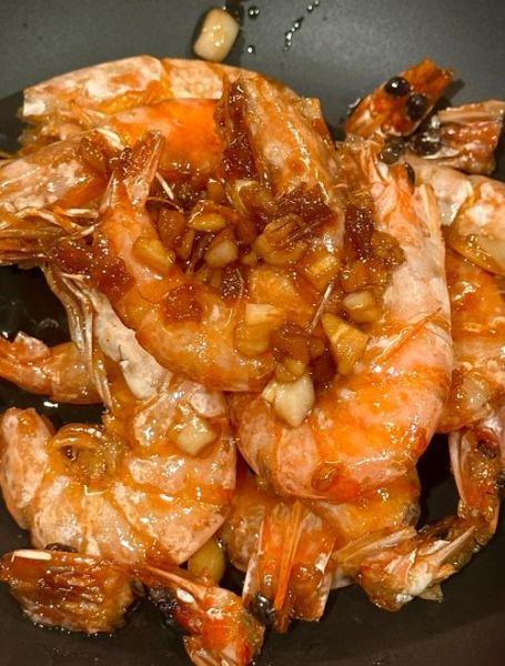 潜江油焖大虾怎么做_正宗做法步骤详解-第1张图片-山城妙识