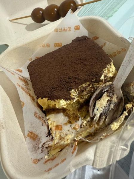 提拉米苏长什么样子_正宗提拉米苏外观特征-第3张图片-山城妙识