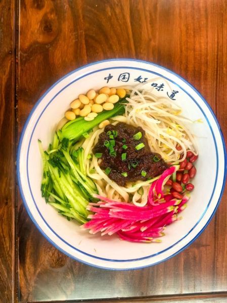 北京炸酱面最正宗做法_炸酱面配方比例是多少-第3张图片-山城妙识 北京炸酱面最正宗做法_炸酱面配方比例是多少-第3张图片-山城妙识