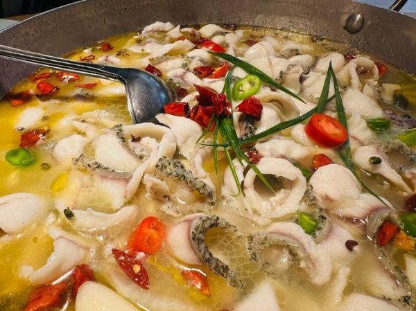 酸菜火锅鱼怎么做_酸菜火锅鱼用什么鱼最好-第3张图片-山城妙识 酸菜火锅鱼怎么做_酸菜火锅鱼用什么鱼最好-第3张图片-山城妙识