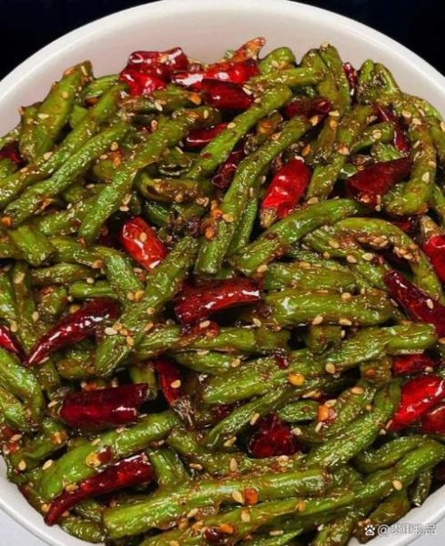 干炒扁豆角怎么炒才好吃_干煸扁豆角的正确做法-第1张图片-山城妙识