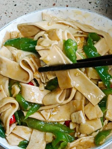 家常豆腐干怎么做好吃_豆腐干炒什么最下饭-第1张图片-山城妙识 家常豆腐干怎么做好吃_豆腐干炒什么最下饭-第1张图片-山城妙识