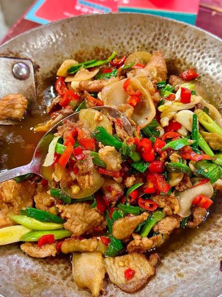 蒜爆肉怎么做_蒜爆肉家常做法步骤-第3张图片-山城妙识