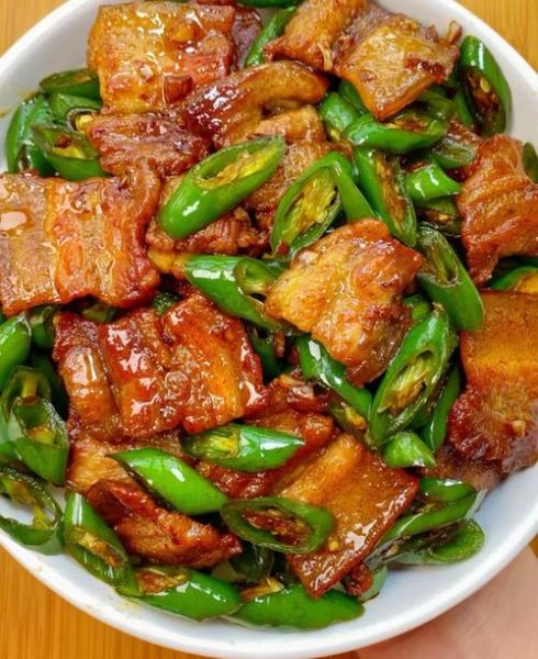 回锅肉怎么做视频_回锅肉正宗做法步骤-第1张图片-山城妙识 回锅肉怎么做视频_回锅肉正宗做法步骤-第1张图片-山城妙识