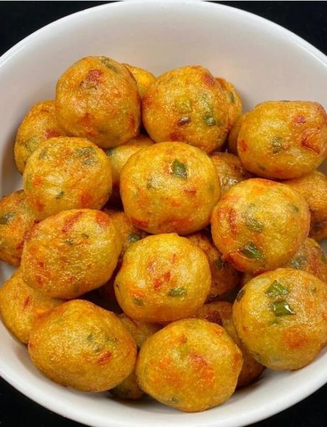 油炸红萝卜丸子怎么做_红萝卜丸子炸多久才酥脆-第1张图片-山城妙识 油炸红萝卜丸子怎么做_红萝卜丸子炸多久才酥脆-第1张图片-山城妙识