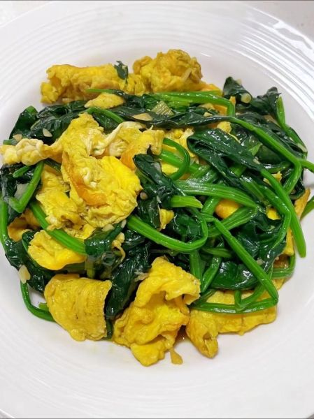 菠菜炒鸡蛋怎么做_菠菜炒鸡蛋的营养价值-第1张图片-山城妙识