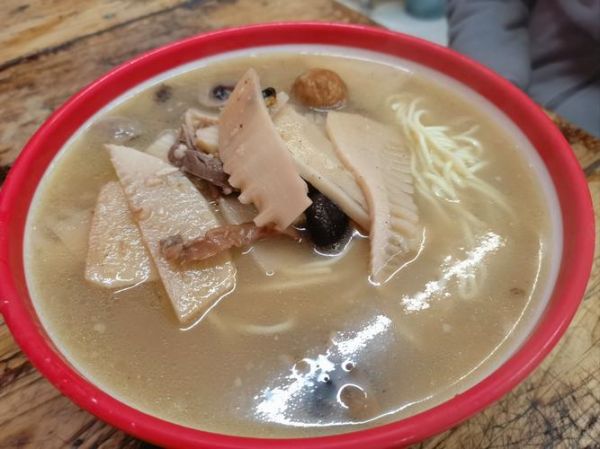 担担面和重庆小面的区别_哪个更好吃-第1张图片-山城妙识