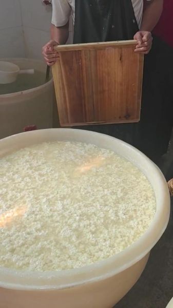 卤水点豆腐是什么原理_卤水点豆腐为什么能凝固-第1张图片-山城妙识 卤水点豆腐是什么原理_卤水点豆腐为什么能凝固-第1张图片-山城妙识