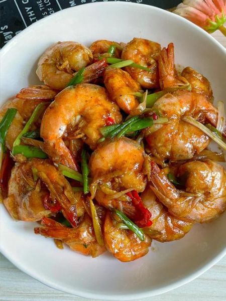 油焖大虾怎么做_油焖大虾的正确做法-第2张图片-山城妙识