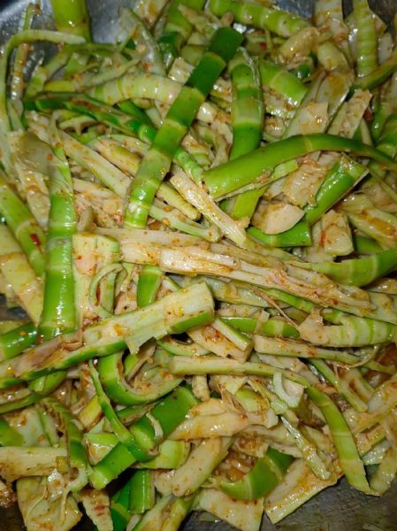 凉拌春笋怎么做又脆又好吃_春笋焯水几分钟才够-第1张图片-山城妙识 凉拌春笋怎么做又脆又好吃_春笋焯水几分钟才够-第1张图片-山城妙识