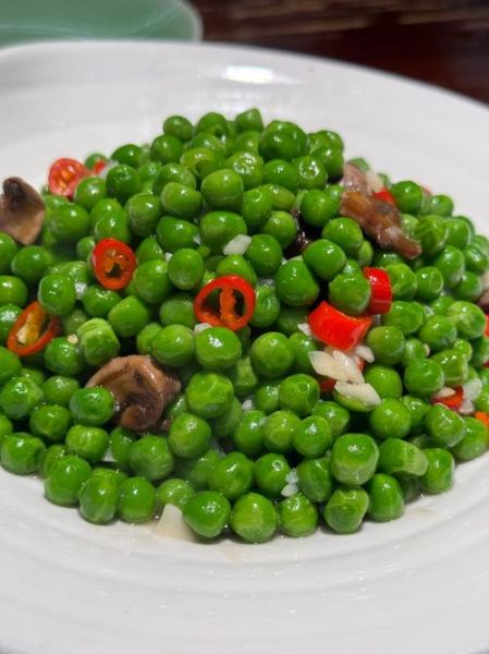 豌豆和什么菜搭配最好_豌豆最佳搭配蔬菜-第1张图片-山城妙识 豌豆和什么菜搭配最好_豌豆最佳搭配蔬菜-第1张图片-山城妙识