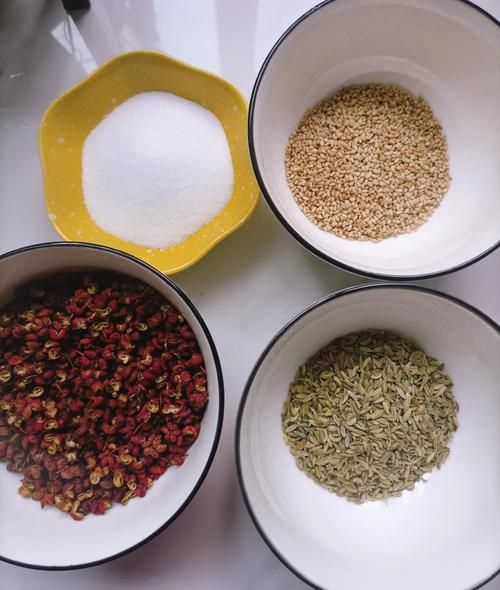 椒盐是用什么材料做成的_自制椒盐配方-第1张图片-山城妙识 椒盐是用什么材料做成的_自制椒盐配方-第1张图片-山城妙识