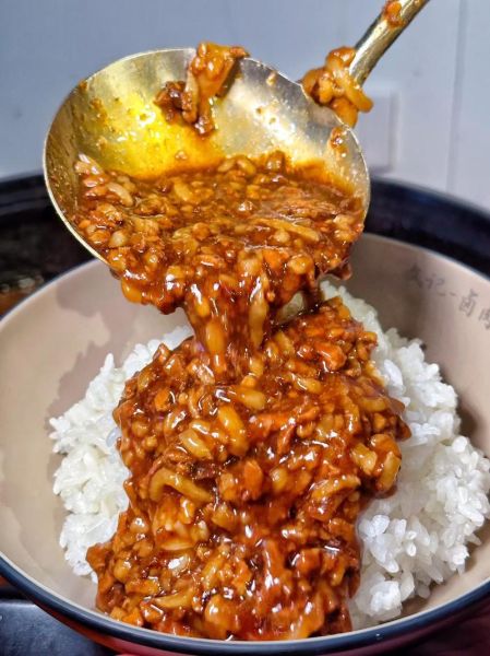 卤肉饭图片大全高清_如何拍出诱人色泽-第3张图片-山城妙识 卤肉饭图片大全高清_如何拍出诱人色泽-第3张图片-山城妙识