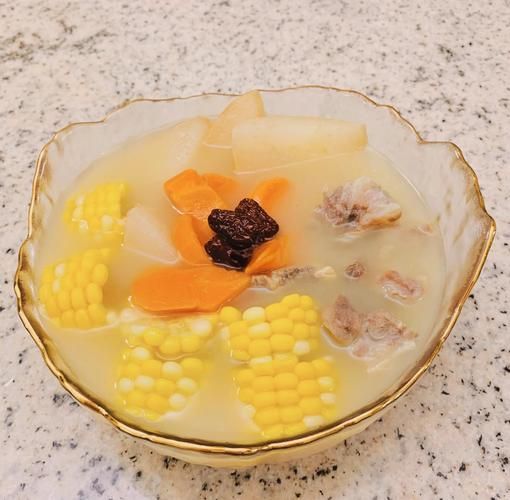 夏季滋补汤大全_夏天喝什么汤最养生-第3张图片-山城妙识