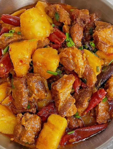 土豆炖牛肉怎么炖才烂_土豆炖牛肉怎么做好吃又嫩-第3张图片-山城妙识 土豆炖牛肉怎么炖才烂_土豆炖牛肉怎么做好吃又嫩-第3张图片-山城妙识